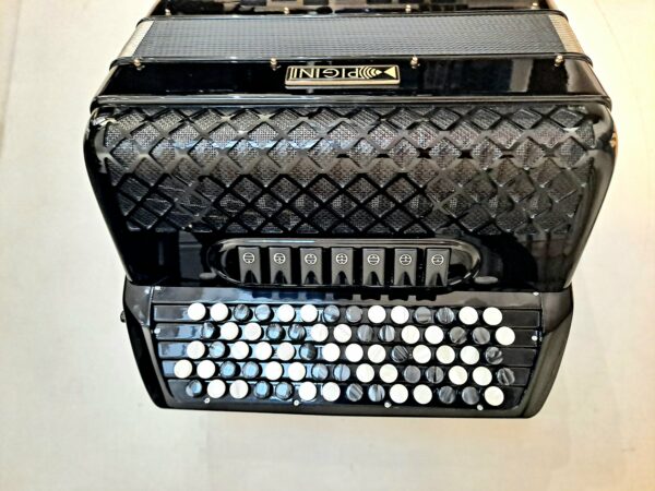 Pigini 42B C System 102 Bass Converter Accordion