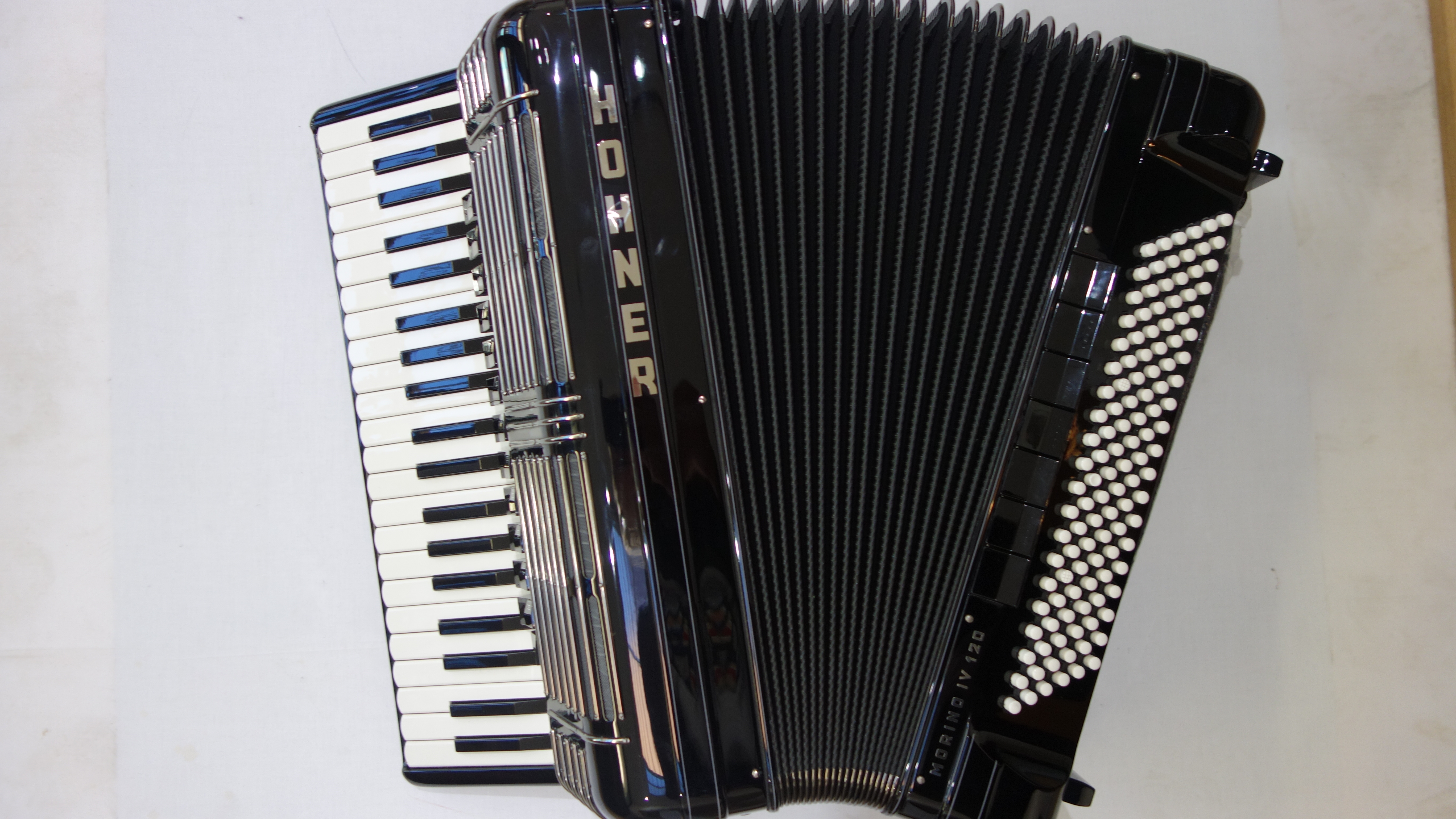Hohner Morino 120 Bass Accordion Hohner Morino 120 Bass Accordion