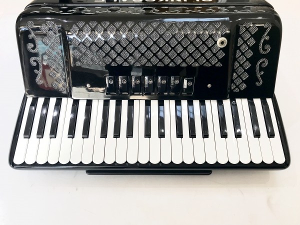 Clinkscale 120 Bass Accordion
