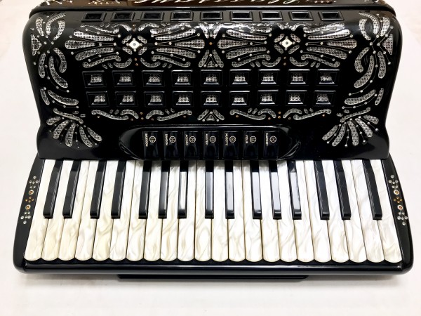 Classique 96 Bass Accordion - The Accordion Shop