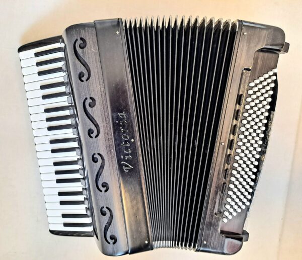 Victoria Poeta Piuma Super Lightweight Double Cassotto 120 Bass Accordion