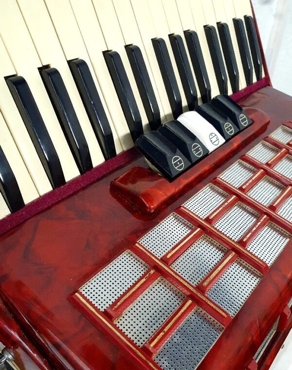 Baile 48 bass accordion - The Accordion Shop